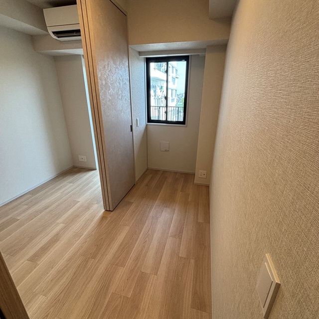 Higashikitazawa Sta. 1DK 1253983-7B, Tokyo - Living Japan