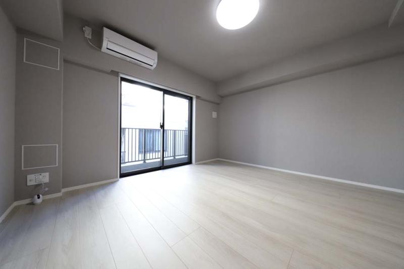 Ayase Sta. 1K 302, Tokyo - Living Japan