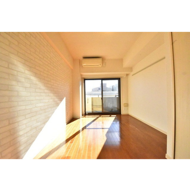 Itabashikuyakushomae Sta. 1DK 0903, Tokyo - Living Japan