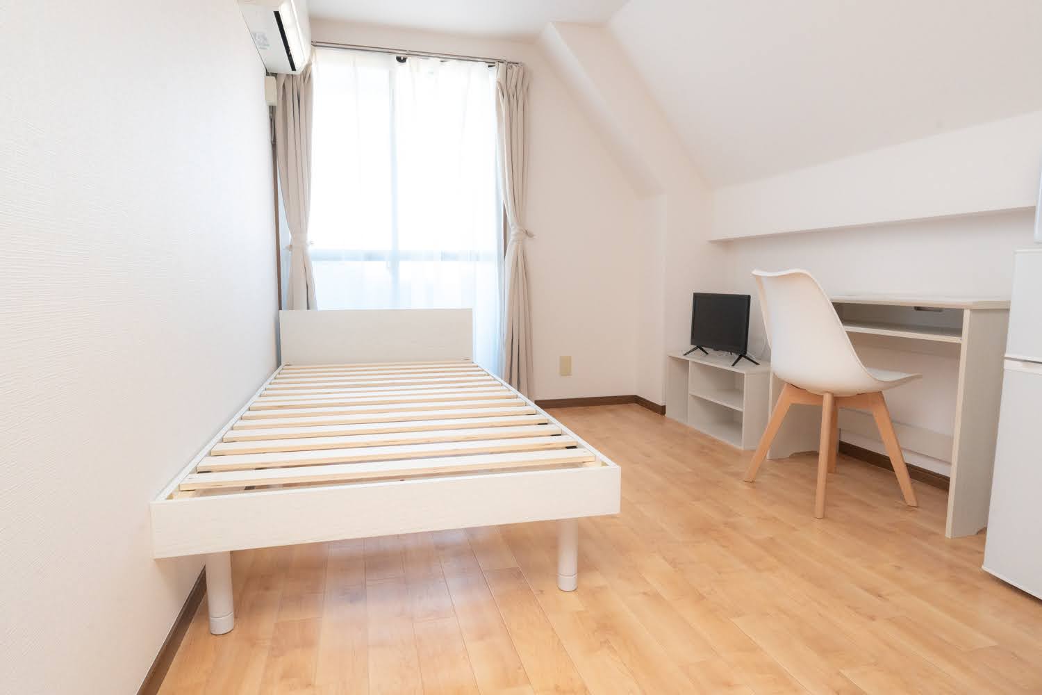 Ookayama Sta. 1K 0205, Tokyo - Living Japan